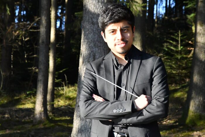 Joven peruano gana concurso internacional de directores de ópera ...